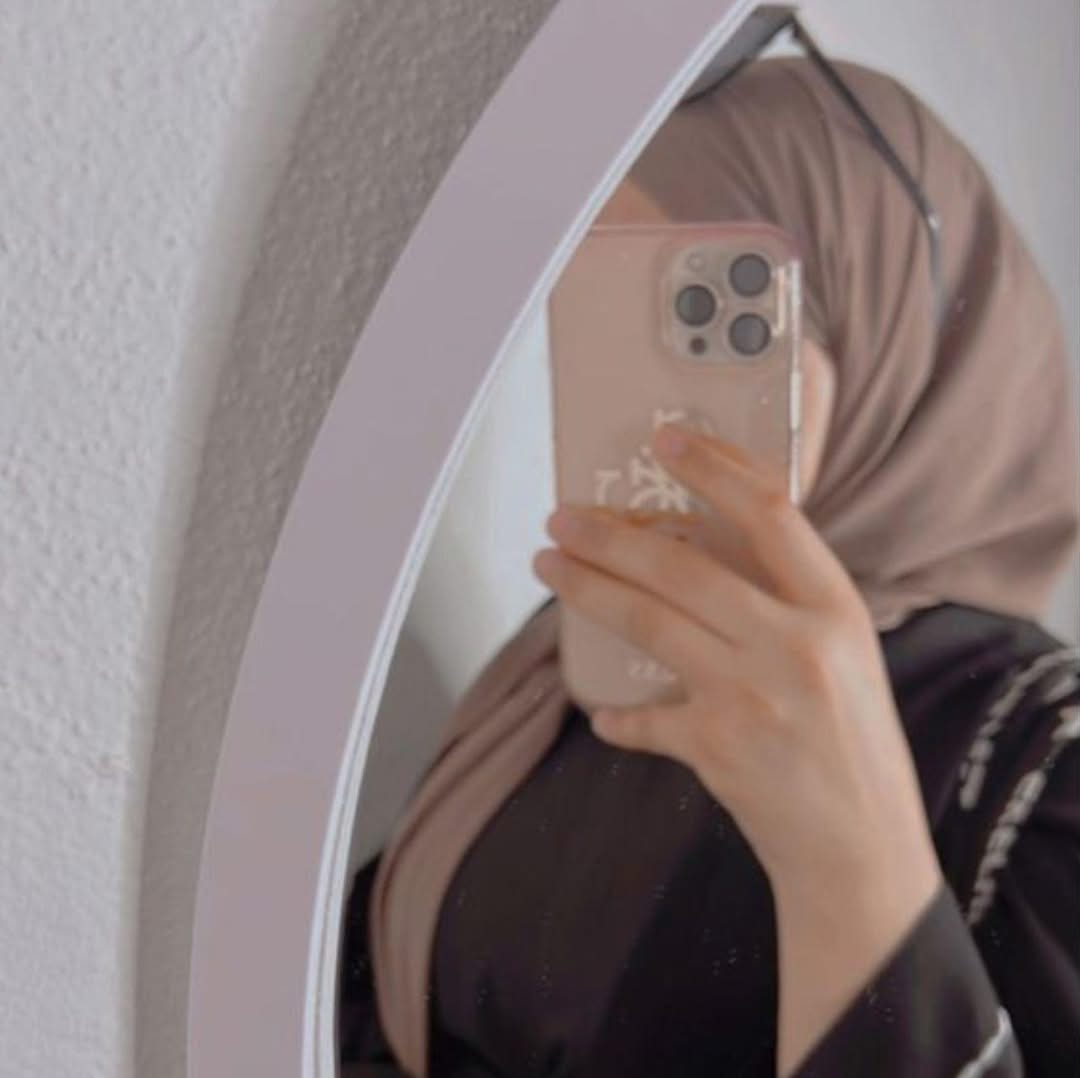 8ème pilote ثامنة نموذجي Physique